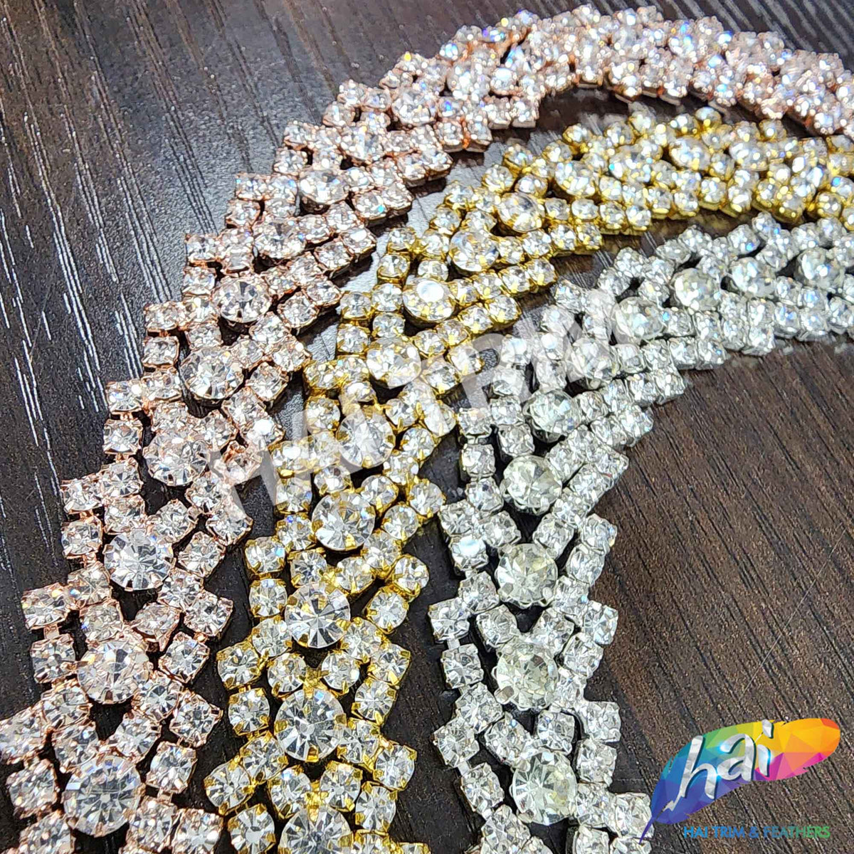 3/4" Chained V-shape Crystal Rhinestone Trim, RT-012 – Hai Trim & Feathers